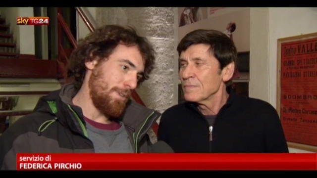 Teatro Valle, Morandi ed Elio Germano incontrano il pubblico | Video Sky