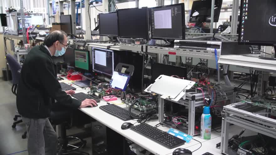 Intervista ad Volkswagen Thomas Schafer | Video Sky