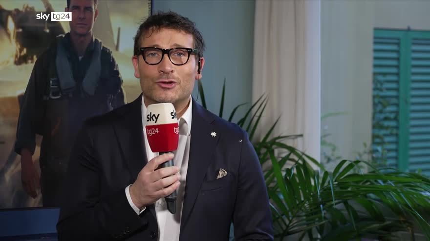 Timeline, A Sanremo la quarta serata con cover e duetti | Video Sky